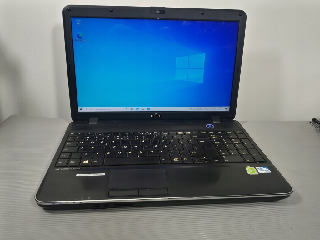 Fujitsu AH512 15,6" i5-2450M 6GB 256GB OPIS - 11189421305 - oficjalne ...