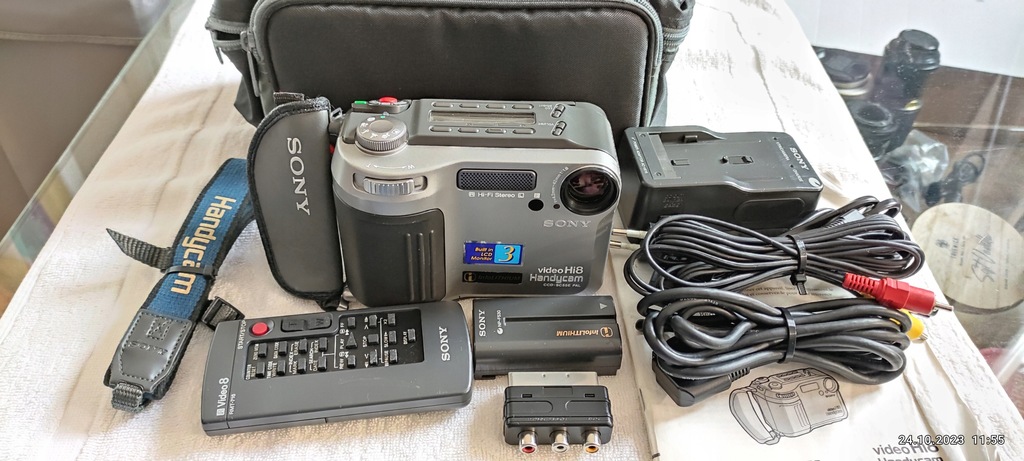 Kamera Video SONY CCD-SC55E PAL Hi8 Pilot Torba IDEAŁ - 14738657371 - oficjalne archiwum Allegro