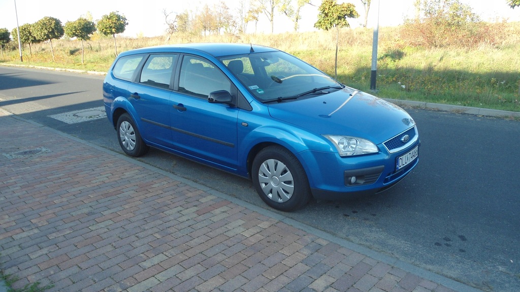 FORD FOCUS II Turnier 1.6 100 KM - 8599106174 - oficjalne archiwum Allegro