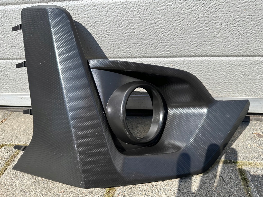 Kratka prawa zderzaka Subaru xv 57731FL840 - 13596519526 - oficjalne ...