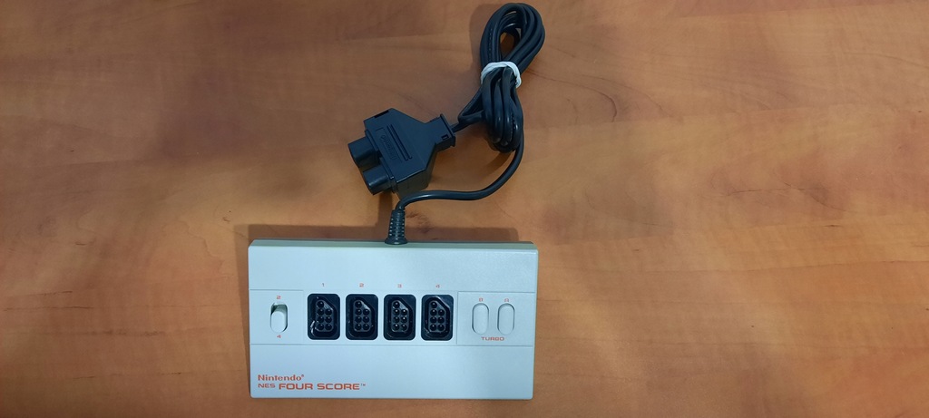 NINTENDO NES Four Score - 12590812613 - oficjalne archiwum Allegro