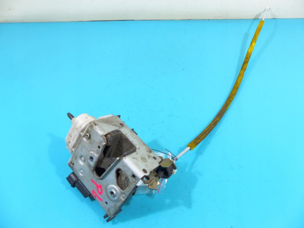 ZAMEK PRZÓD LEWY 3 PIN AUDI A3 8L 96-03 EUROPA - 13590086493 - oficjalne archiwum Allegro