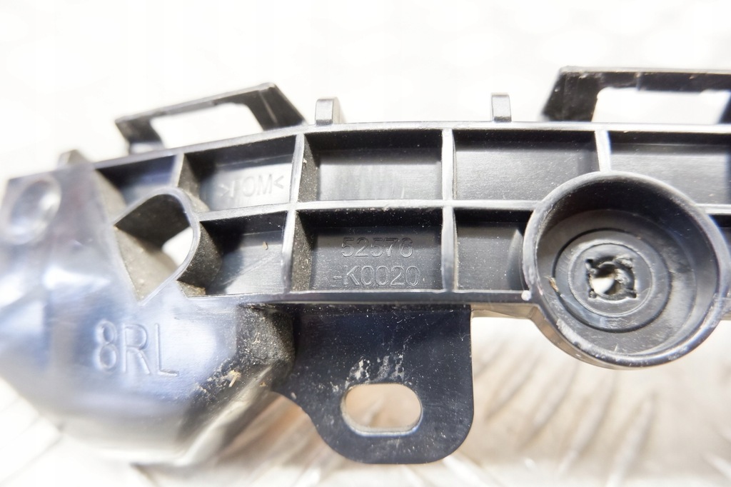 52576-K0020 Lewy ślizg tylnego zderzaka - 16208095600 - oficjalne ...