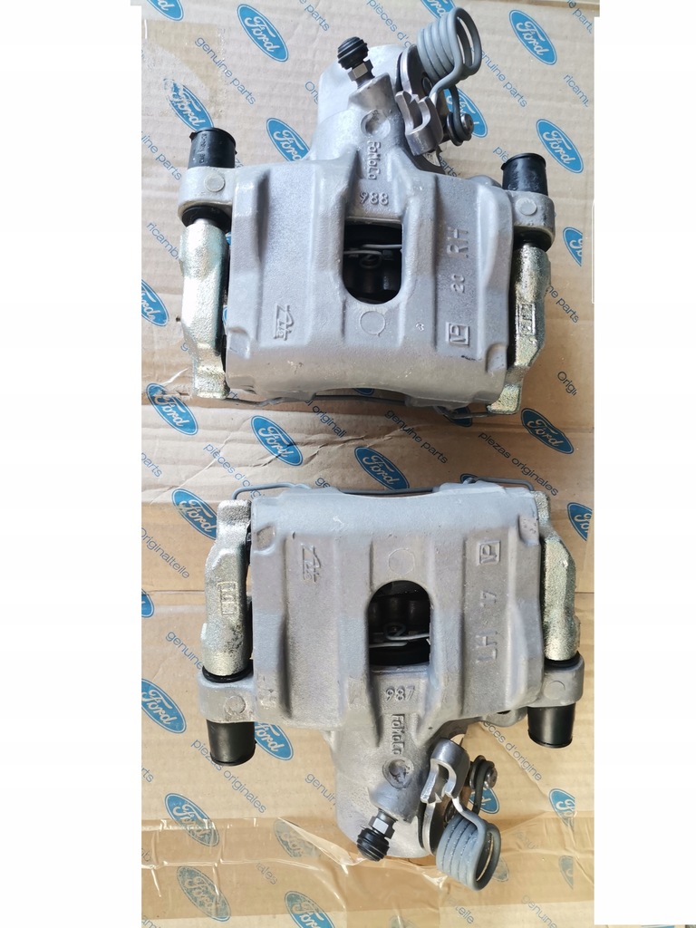 Zacisk hamulcowy tylny Focus Mk2 Mk3 C-max KOMPLET - 13840324380 - oficjalne archiwum Allegro