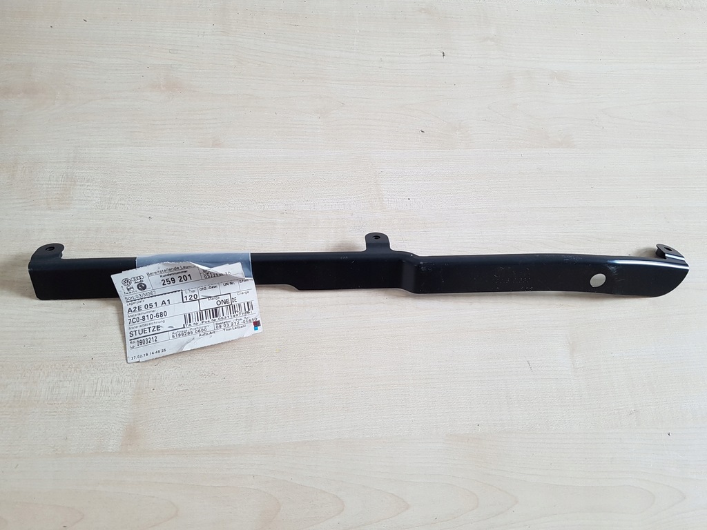 VW CRAFTER mocowanie wspornik błotnika 7C0810680 - 12008559963 ...