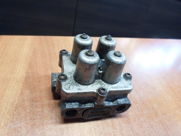 ZAWOR 4-OBWODOWY WABCO SCANIA 1431049 VOLVO IVECO - 8178363540 ...