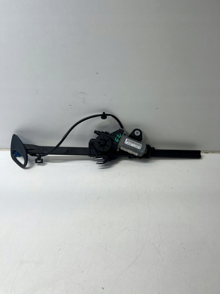 MERCEDES W205 W238 PODAJNIK PASA LEWEGO PRZÓD A2058600182 - 17413029507 ...