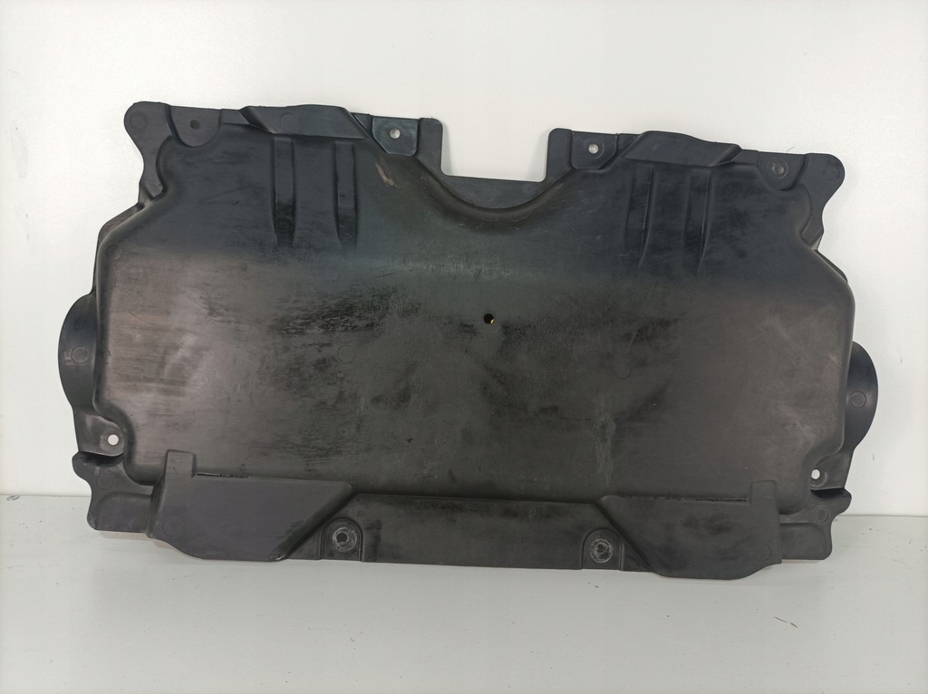 MERCEDES W205 OSŁONA PŁYTA SILNIKA - 13405817231 - oficjalne archiwum ...