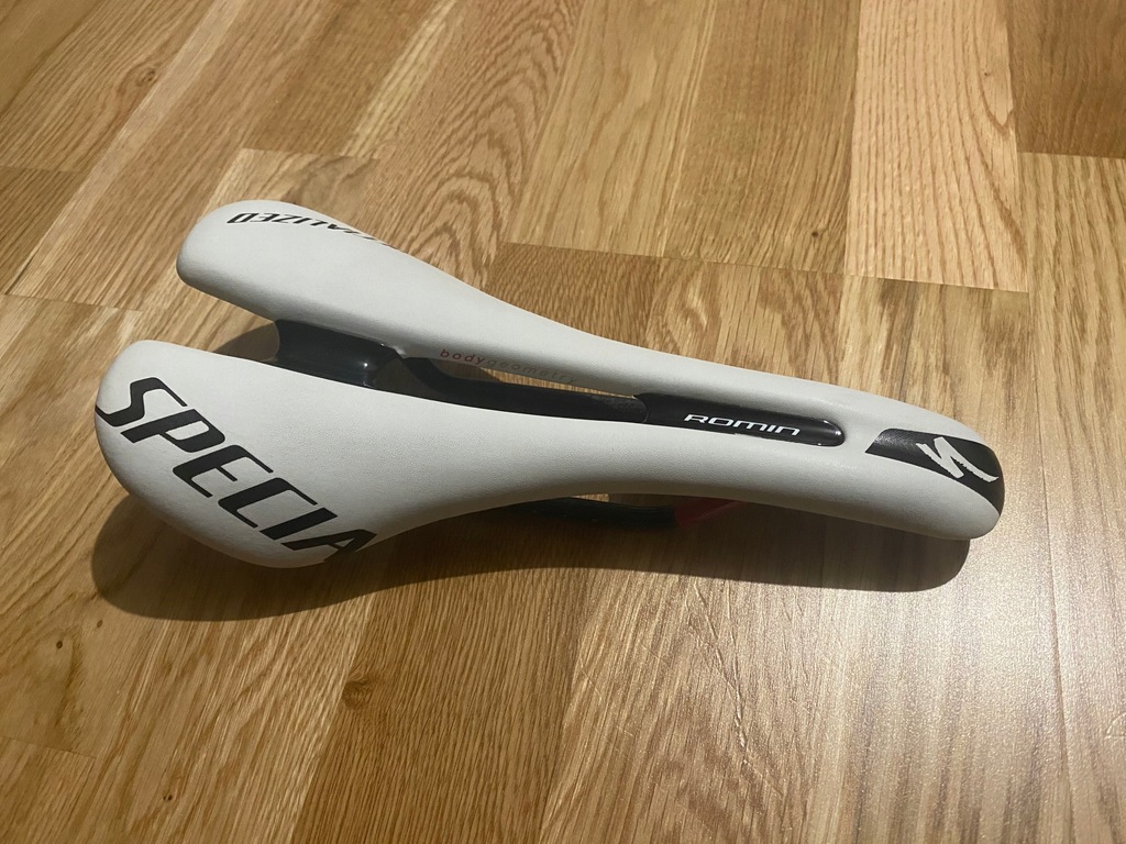 Siodełko rowerowe Specialized Romin Pro 130 carbon - 13530567303 ...