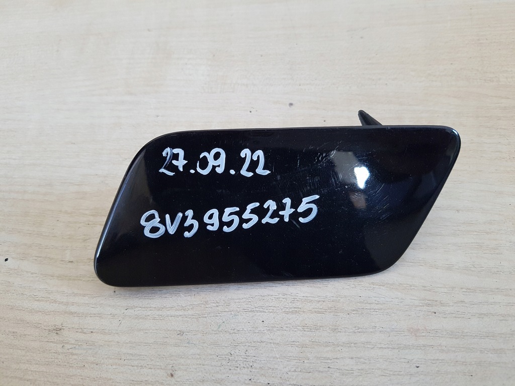 Audi A3 zaślepka spryskiwacza winda 8V3955275 - 12677811430 - oficjalne ...