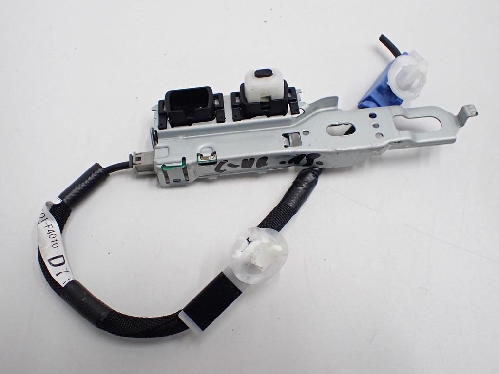 WZMACNIACZ ANTENA 86101-F4010 TOYOTA CHR C-HR 19R - 13514767234 ...