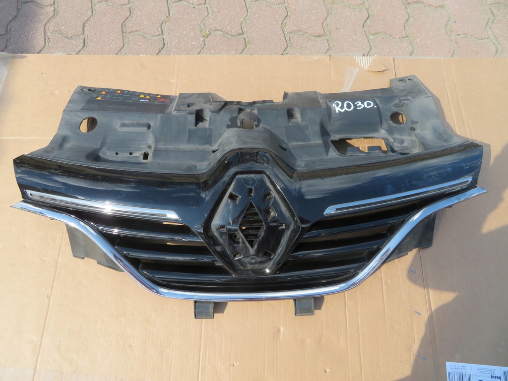 ATRAPA GRILL ZDERZAK PRZÓD RENAULT MEGANE IV - 12144215479 - oficjalne ...