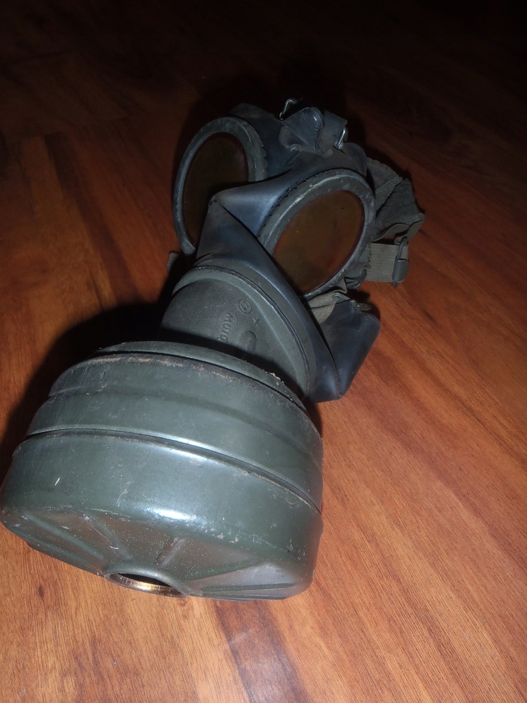 MASKA PRZECIWGAZOWA GM38 WOJSKOWA ZE STRYCHU - 12394826882 - oficjalne archiwum Allegro