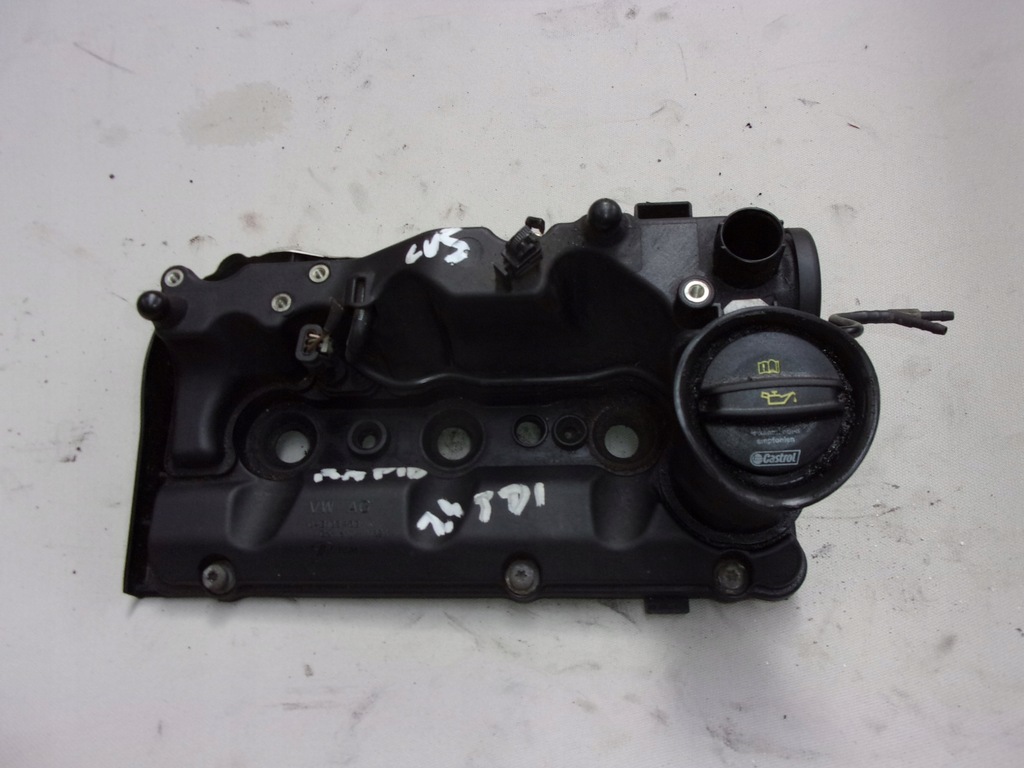 Pokrywa zaworów VW Audi 1.4TDI CUS 04B103469K - 14518795496 - oficjalne ...