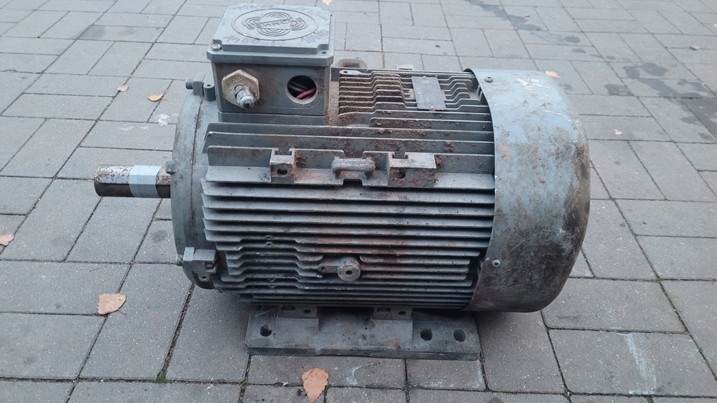 Silnik elektryczny BEHNCKE 15KW 1400 obrotów - 12954040493 - oficjalne archiwum Allegro