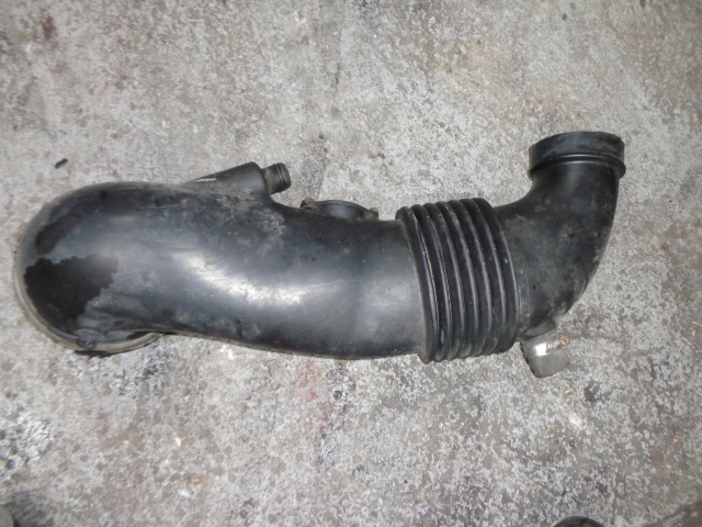 RURA DOLOTOWA FILTRA POWIETRZA SCANIA R 1472582 - 7151559347 ...