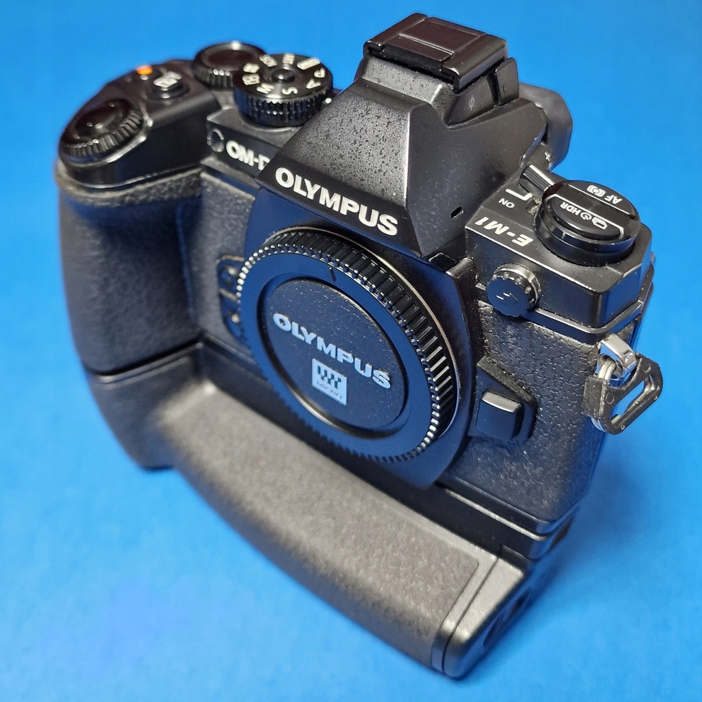 Olympus OM-D E-M1 em1 + grip HLD-7 czarny - 14718218344 - oficjalne ...