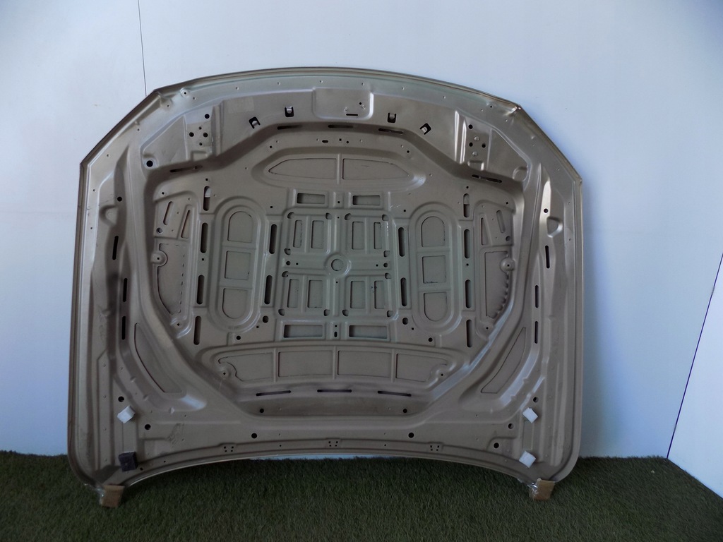 BMW 7 F01 F02 LCI - MASKA / POKRYWA SILNIKA - 8000517423 - oficjalne ...