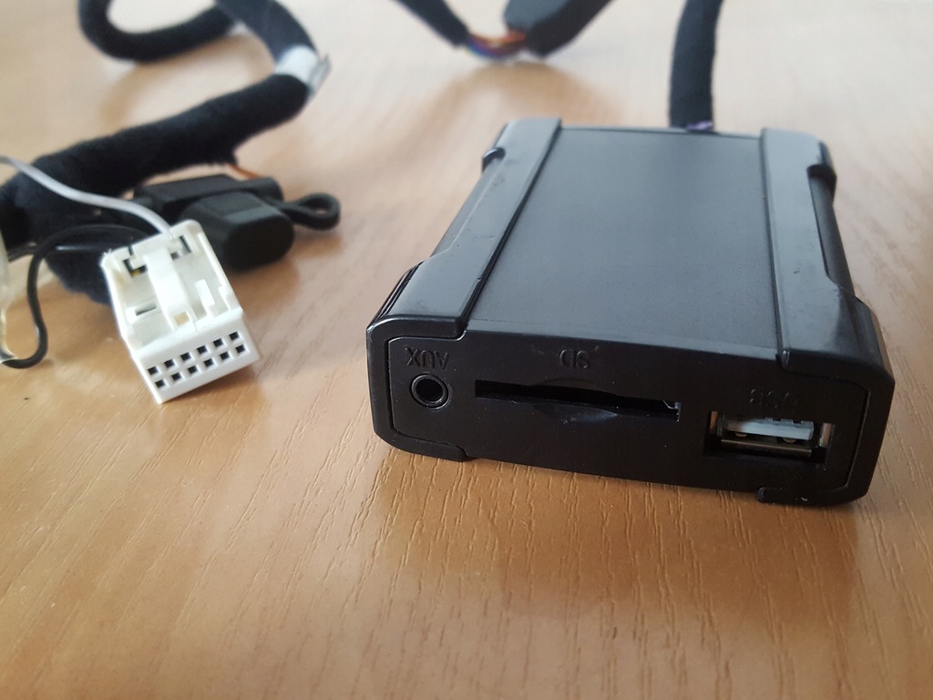 EMULATOR ZMIENIARKI VOLKSWAGEN AUDI SKODA USB AUX - 7891152331 ...