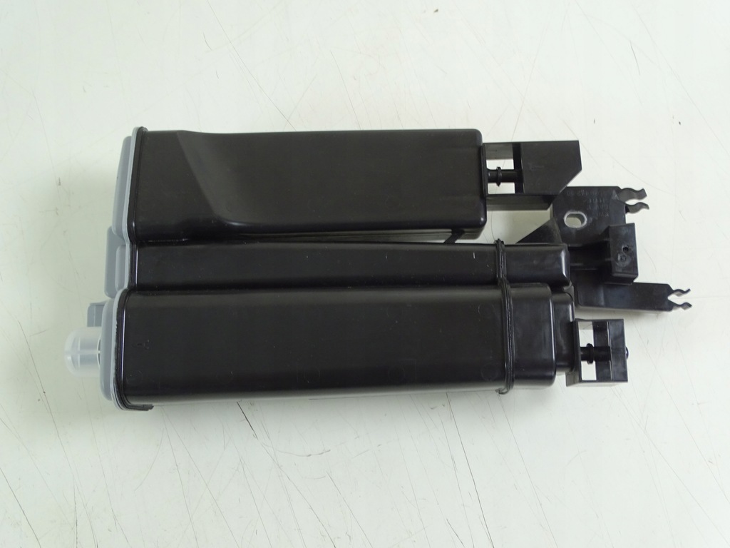 PASSAT B8 ZBIORNIK WĘGLA AKTYWNEGO 3Q0201801A - 11052514496 - oficjalne ...