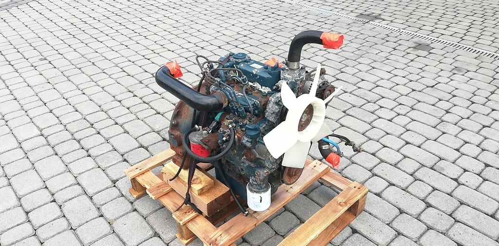 SILNIK Kubota D1105 12,6 kW 1800 rpm 1.1L - 12356205434 - oficjalne archiwum Allegro