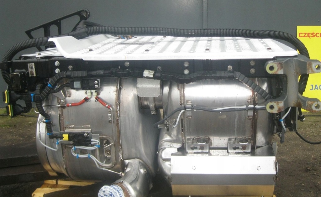 Katalizator tłumik DPF - DAF XF 106 netto 4300 - 8702424577 - oficjalne ...