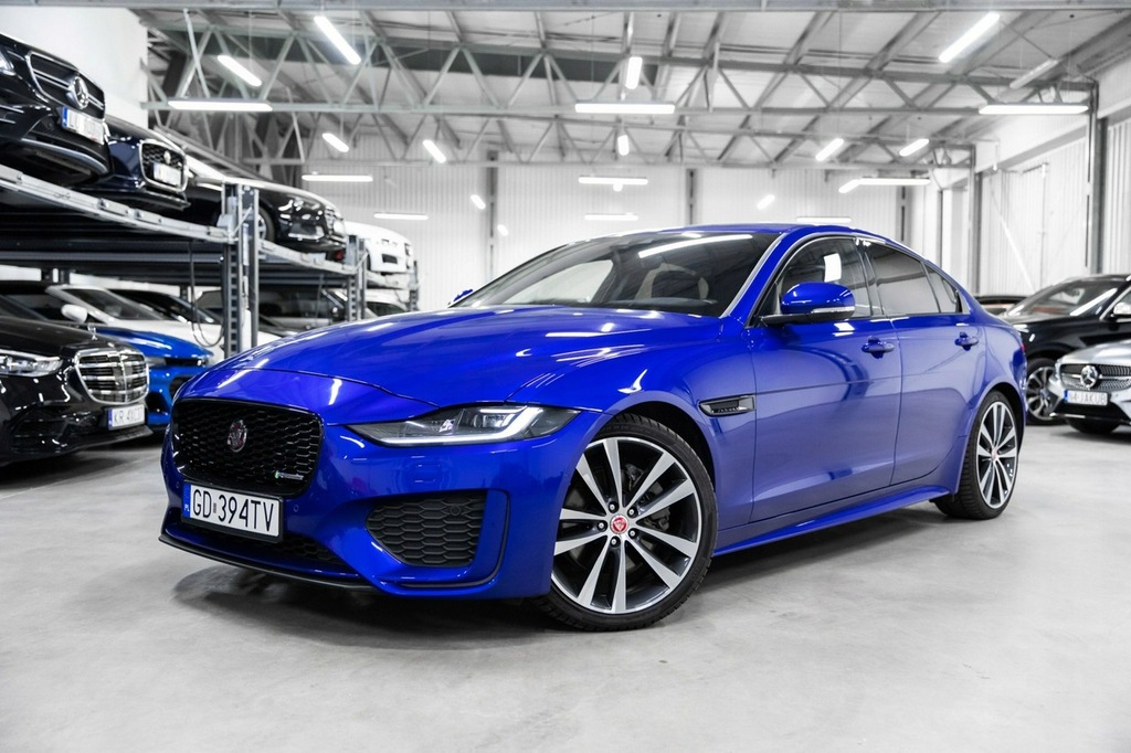 Jaguar XE 2.0P 250KM R-Dynamic SE - 12572113990 - oficjalne archiwum ...