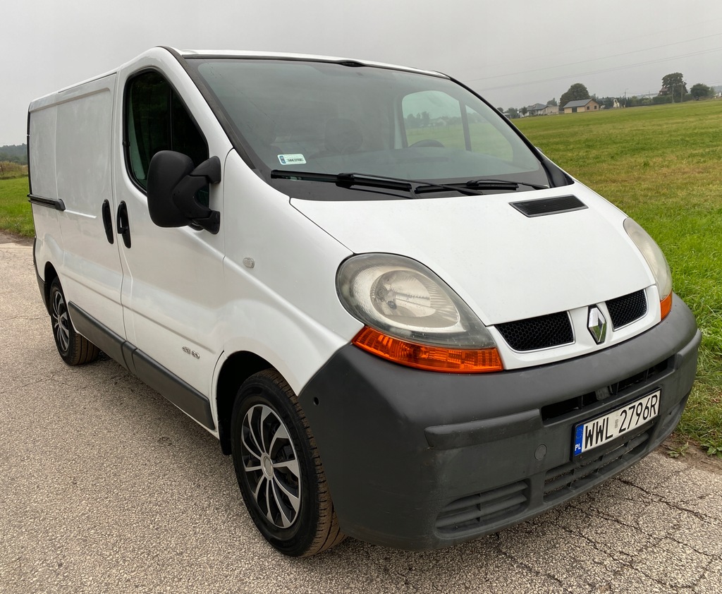 Renault Trafic Furgon BUS - Mocno DOINWESTOWANY - 12601590479 ...