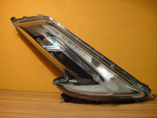 NISSAN JUKE LIFT LAMPA PRAWA LED GÓRNY EUROPA - 14364937215 - oficjalne ...