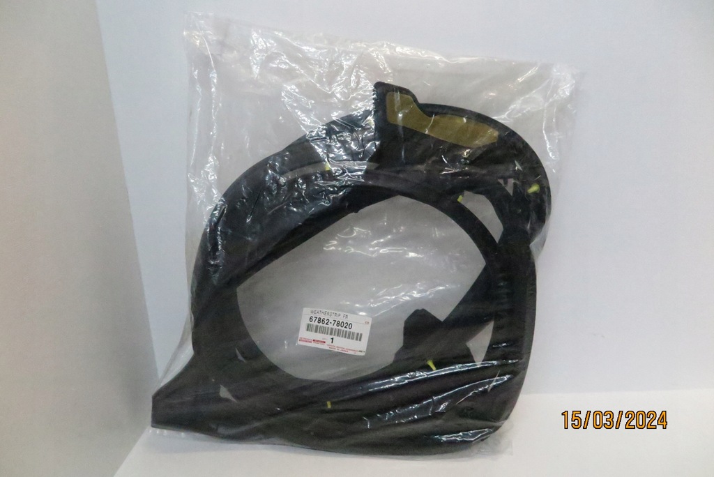 USZCZELKA DRZWI LEWY PRZÓD STRONA KIEROWCY LEXUS NX II 67862-78020 ...