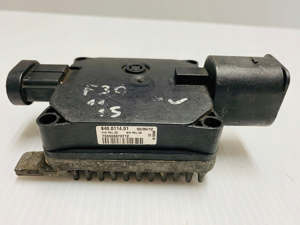 BMW F30 F20 MODUŁ REZYSTOR WENTYLATORA 940.0114.01 - 9067800619 ...