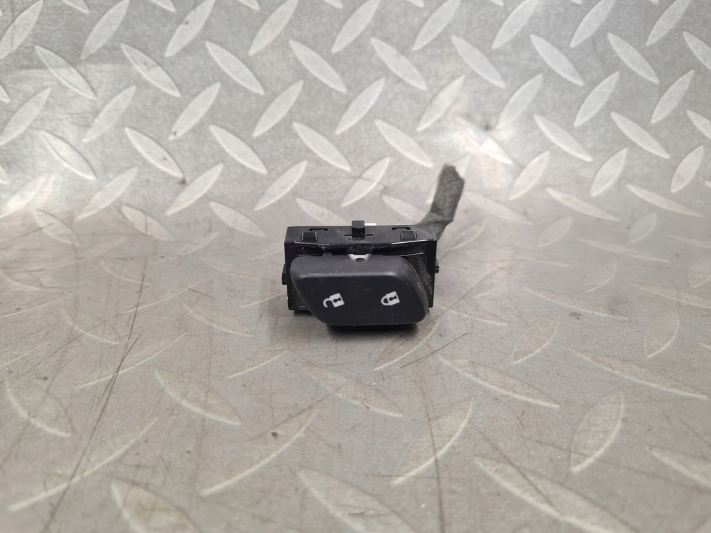 PRZEŁĄCZNIK PRZYCISK OTWIERANIA ZAMYKANIA DRZWI INSIGNIA A LIFT ...