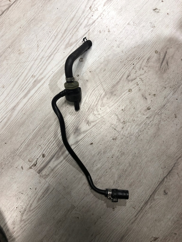 ZAWÓR ODPOWIETRZAJĄCY MERCEDES W205 2740182201 - 12124691770 ...