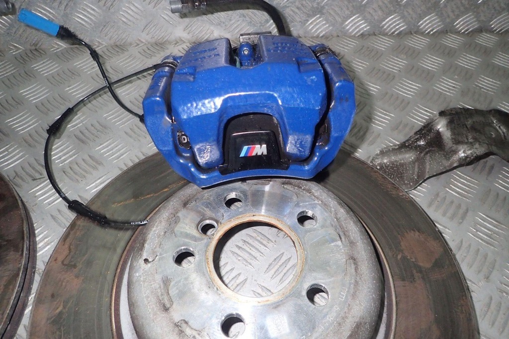 BMW 7 G11 G12 TARCZE KLOCKI ZACISKI M PERFORMANCE - 7078657733 ...