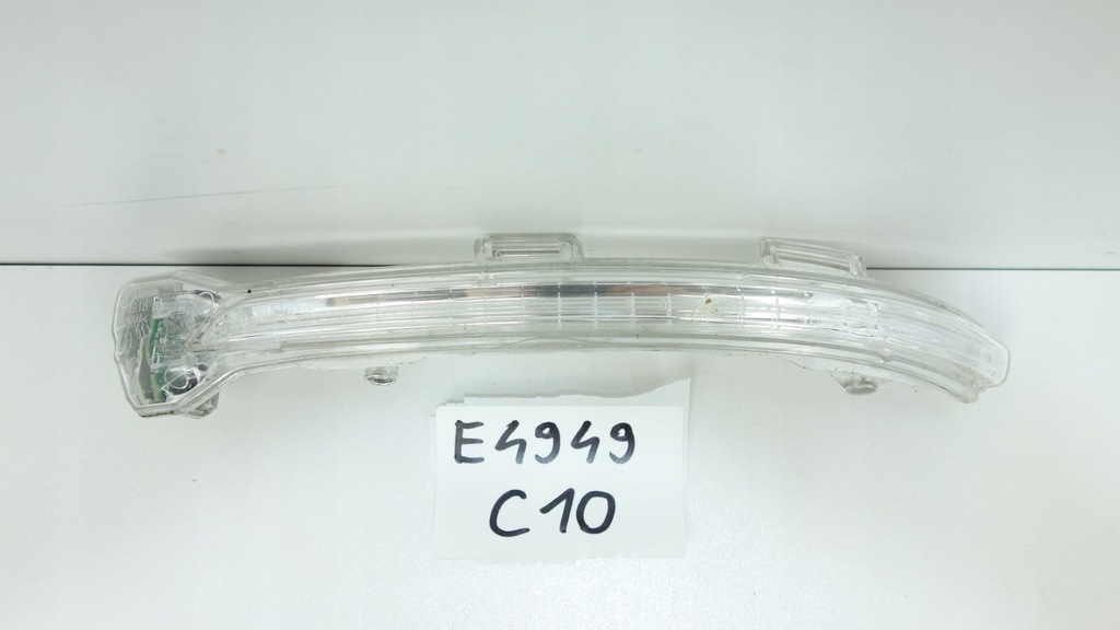 KIERUNKOWSKAZ LEWY MIGACZ LUSTERKA VOLKSWAGEN GOLF VII 7 5G0 5G0949101 ...