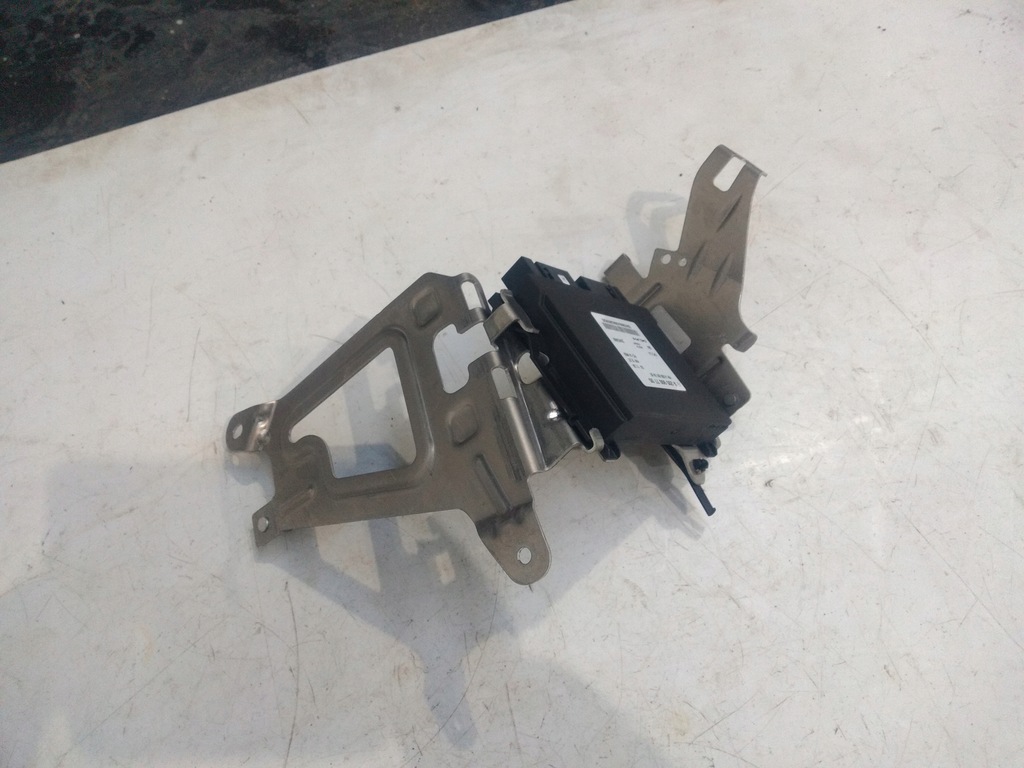 MERCEDES W205 - moduł układu napędowego DTC - 12233732652 - oficjalne ...