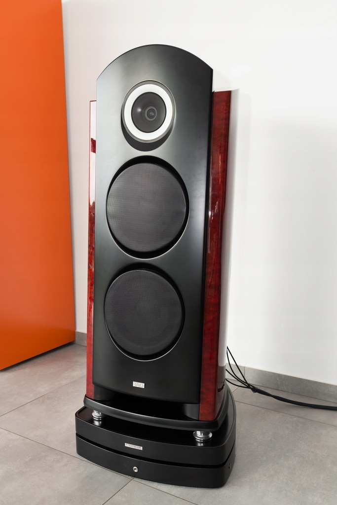 TAD Reference One - 12675320206 - oficjalne archiwum Allegro