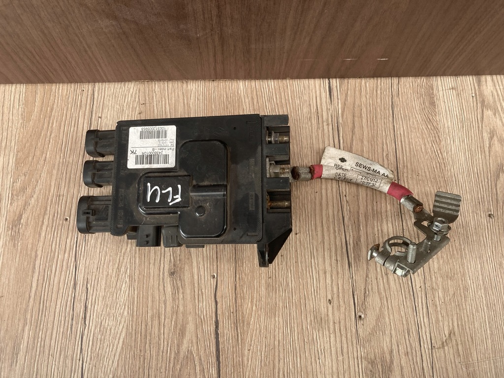 MODUŁ AKUMULATORA RENAULT 243800010R - 12294791201 - oficjalne archiwum ...