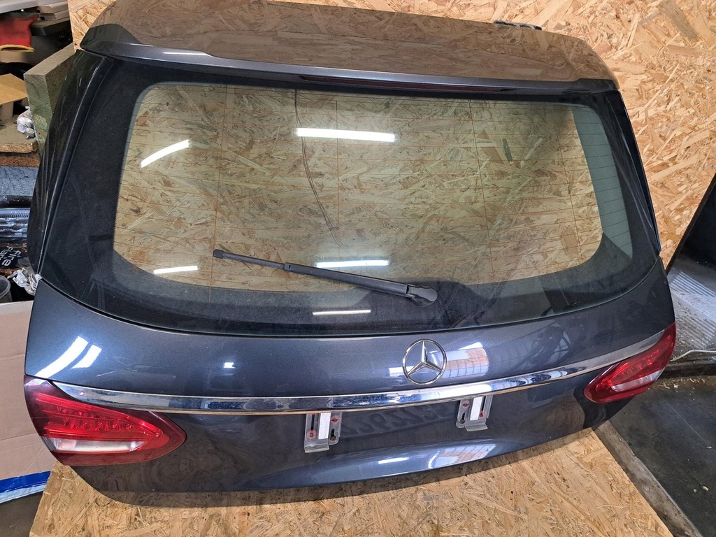 MERCEDES W205 KOMBI KLAPA TYL TYLNA KPL 755 - 13276005980 - oficjalne ...