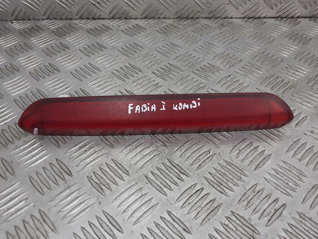 LAMPA ŚWIATŁO STOP SKODA FABIA I KOMBI - 12355470599 - oficjalne ...