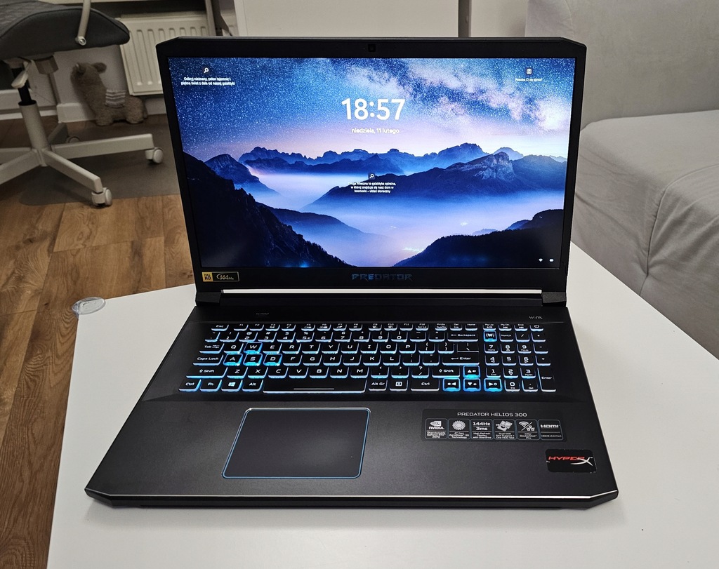 Laptop Acer Predator Helios 300 17,3" RTX 2070 8GB/ Intel i7 / 32GB ...