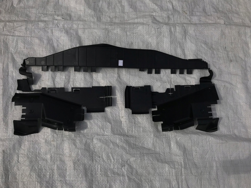 Mercedes E 212 Kierownica Powietrza Wlot Nowa - 8437853279 - oficjalne ...