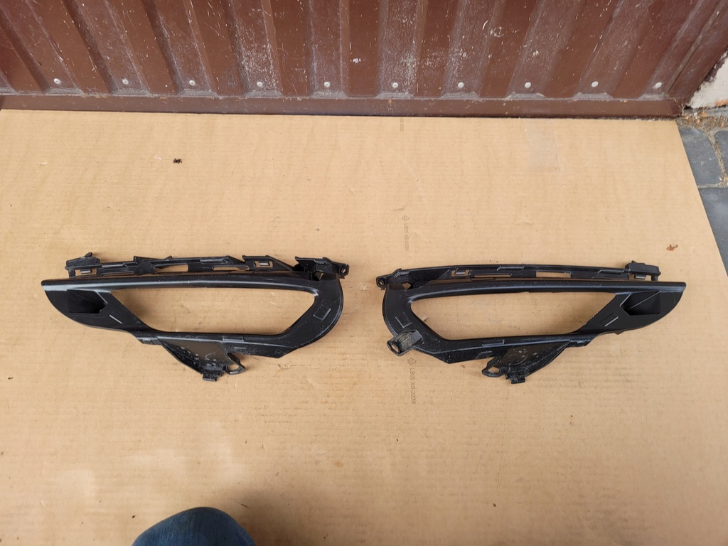 VOLVO XC-60 17- mocowanie halogenu prawe - 12763512105 - oficjalne ...