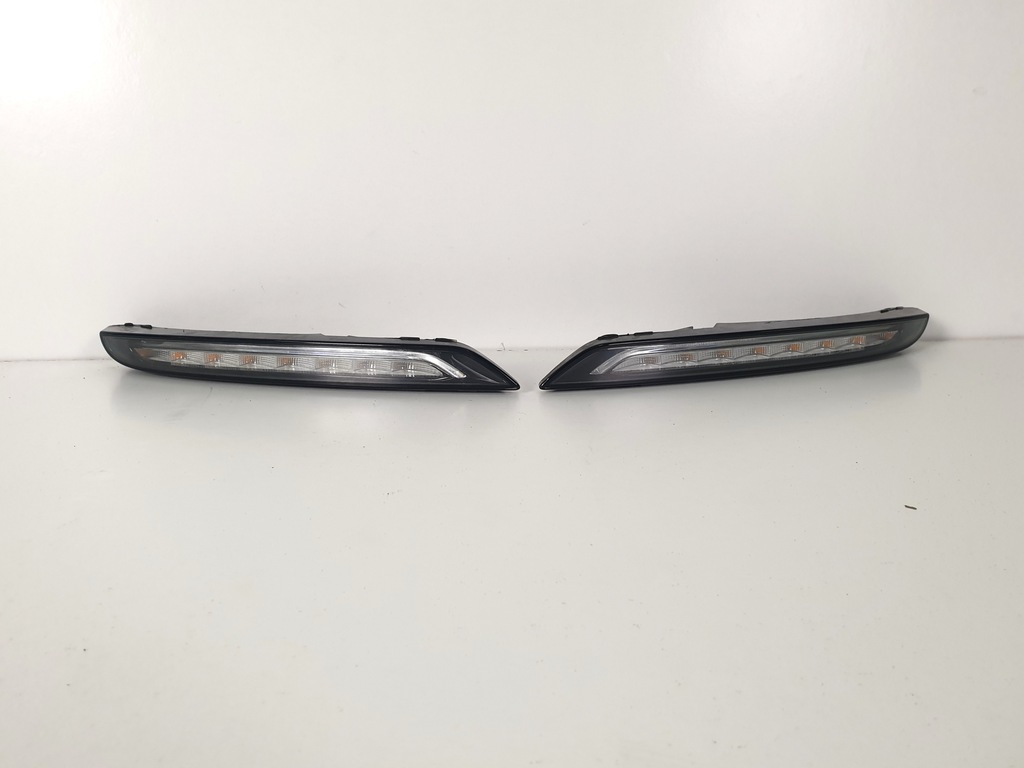 PORSCHE MACAN 95B KIERUNKOWSKAZ LED LEWY PRAWY - 13608679739 ...