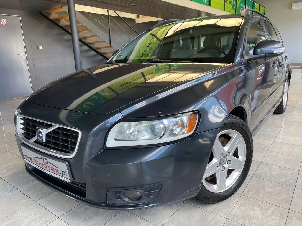 Volvo V50 2.0 Diesel 136KM - 12300613844 - oficjalne archiwum Allegro