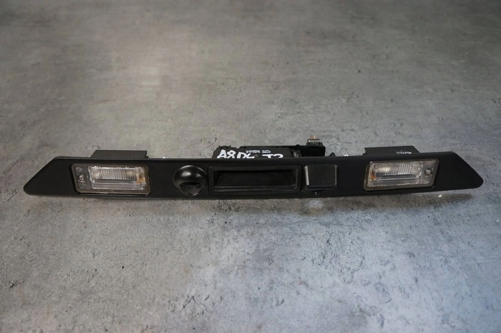 BLENDA LISTWA KLAPY KLAMKA MIKROSTYK LAMPKI TABLICY AUDI A8 D4 ...