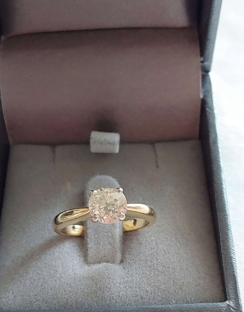 Pierscionek zareczynowy,18ct zloto,diament 1.13 ct - 11627056105 ... Pierscionek zareczynowy,18ct zloto,diament 1.13 ct - 11627056105 ...