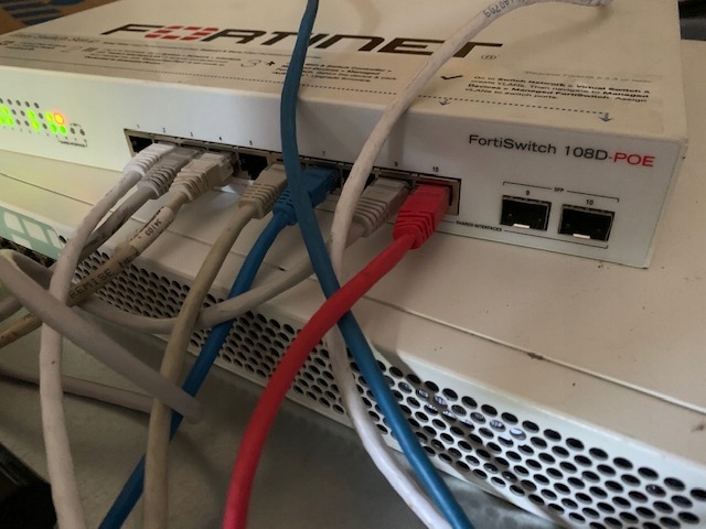 Fortinet FortiSwitch 108D PoE - 9397329179 - oficjalne archiwum Allegro