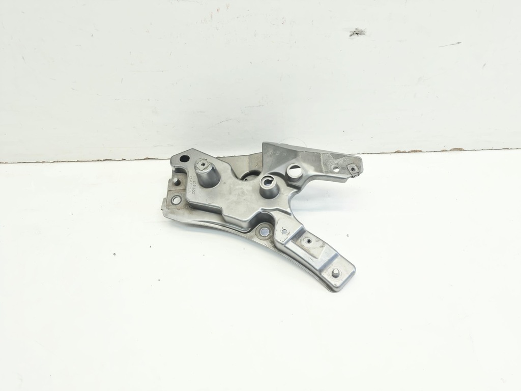 Volvo XC60 II 2 17- Ślizg Mocowanie błotnika LEWE - 13896989488 ...