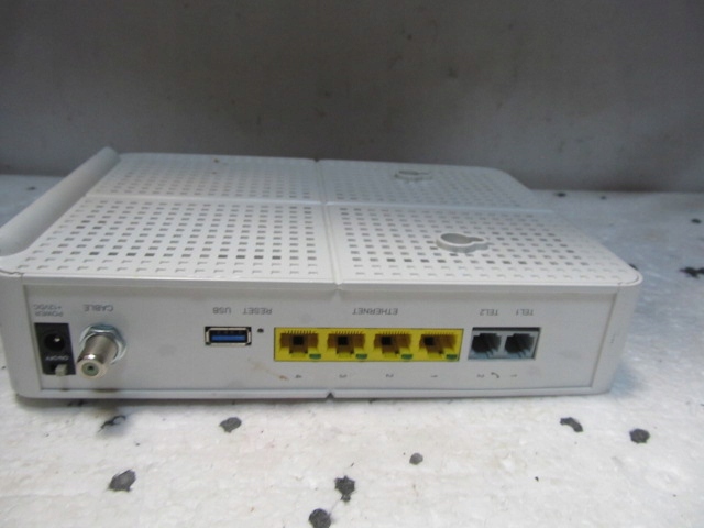 ROUTER PYUR TELECOLUMBUS CH7485E - NR P102 - 13386865819 - oficjalne ...